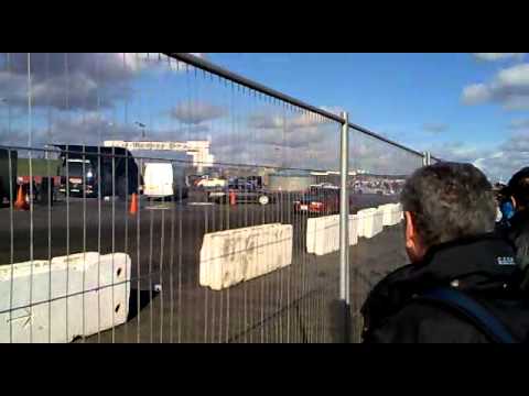 Santa pod drifting 2010 - YouTube