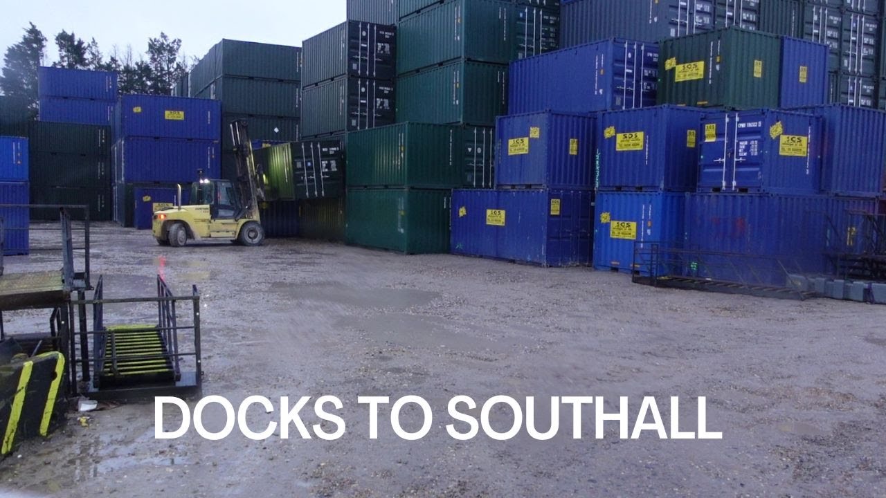 Docks To Southall - HGV Container Truck Driving UK Mercedes Actros Cab ...