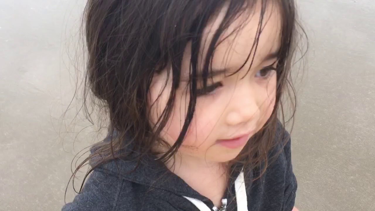 Collecting pipis. - YouTube