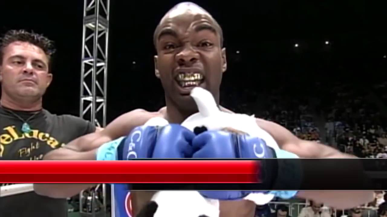 MMA Fighters Getting Into Street Fights compliation - YouTube