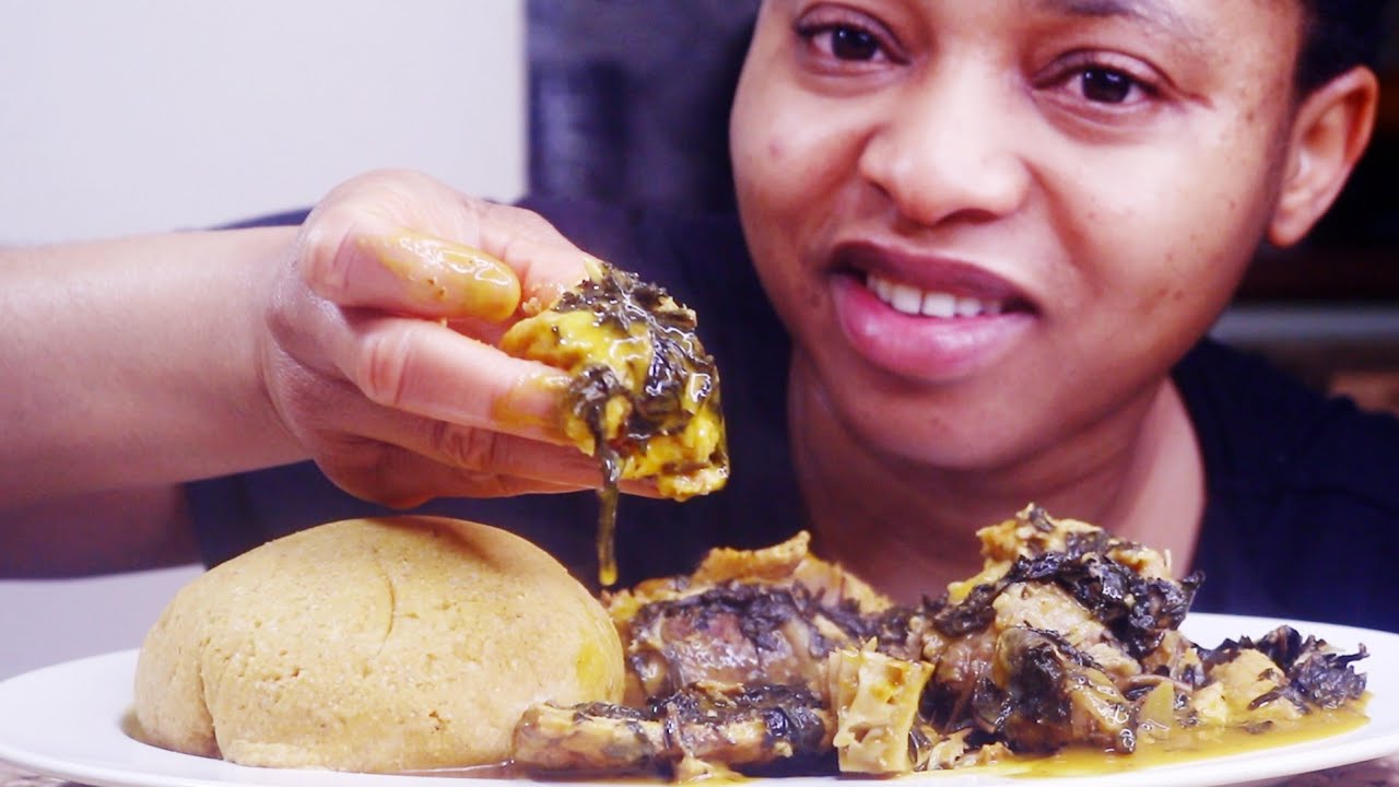 Nigerian/African Food Mukbang - Fufu Mukbang - Bitterleaf Soup ...