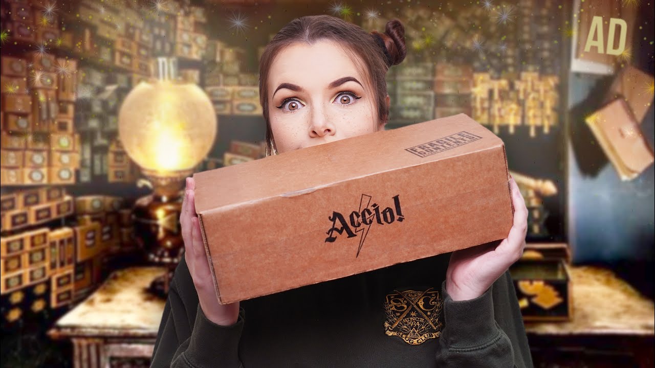 ACCIO BOX 🪄 Magic Wand | December 2021 - YouTube