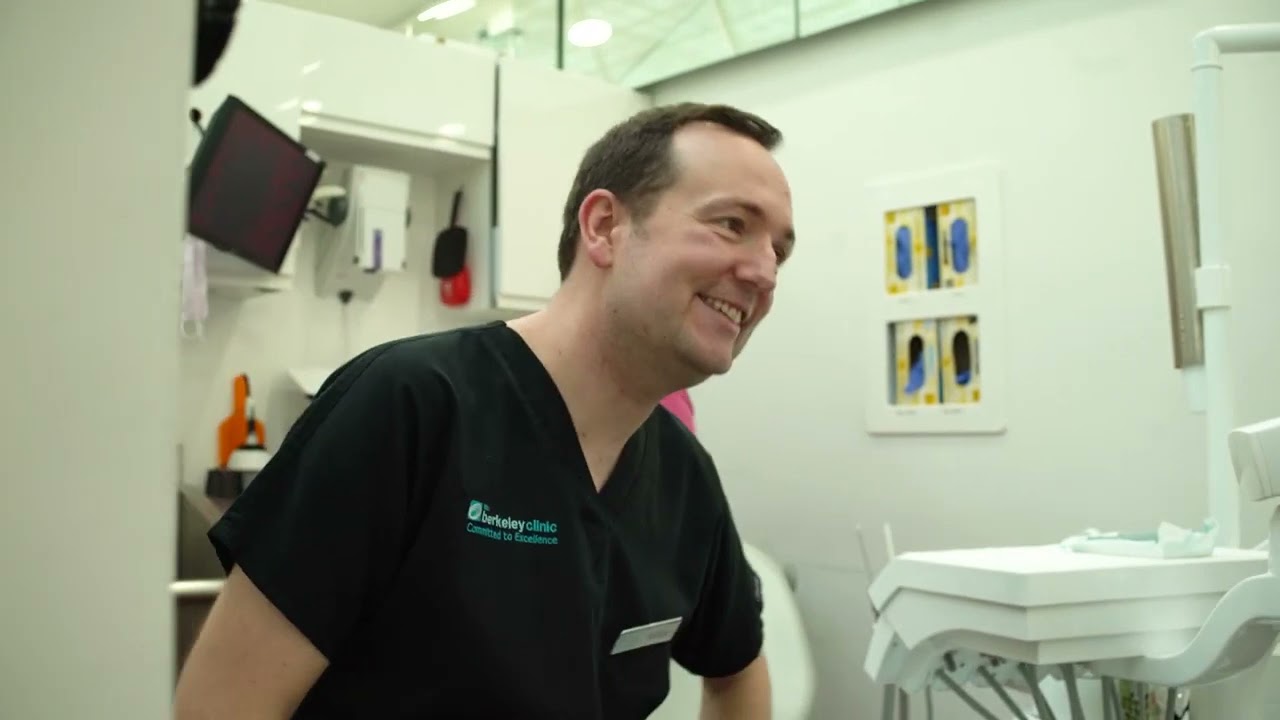 Dr Mike Gow at The Berkeley Clinic - YouTube