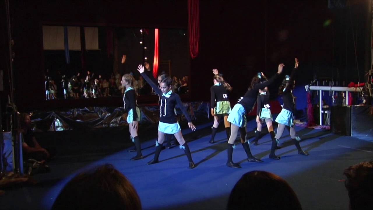 Kids Dance - Choregraphy by Larissa Robertson - YouTube
