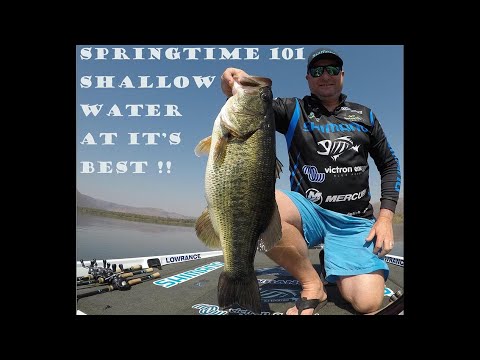 FISHING SHALLOW WATER IN THE SPRING - YouTube