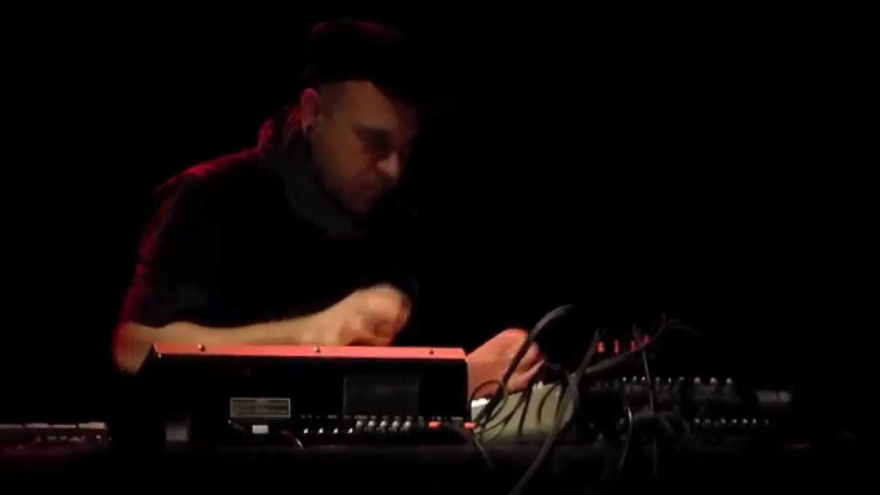 Rashad Becker live - YouTube