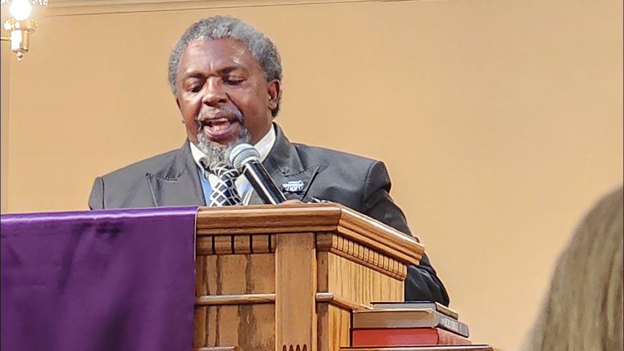 Revival Reverend Bernard Mitchell - YouTube