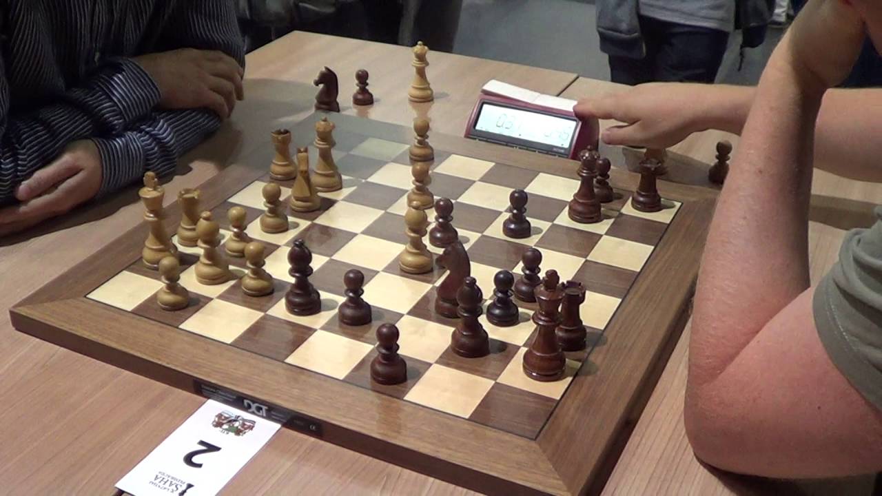 Verners Putka - GM Alexei Shirov, Queen's opening, live chess blitz ...