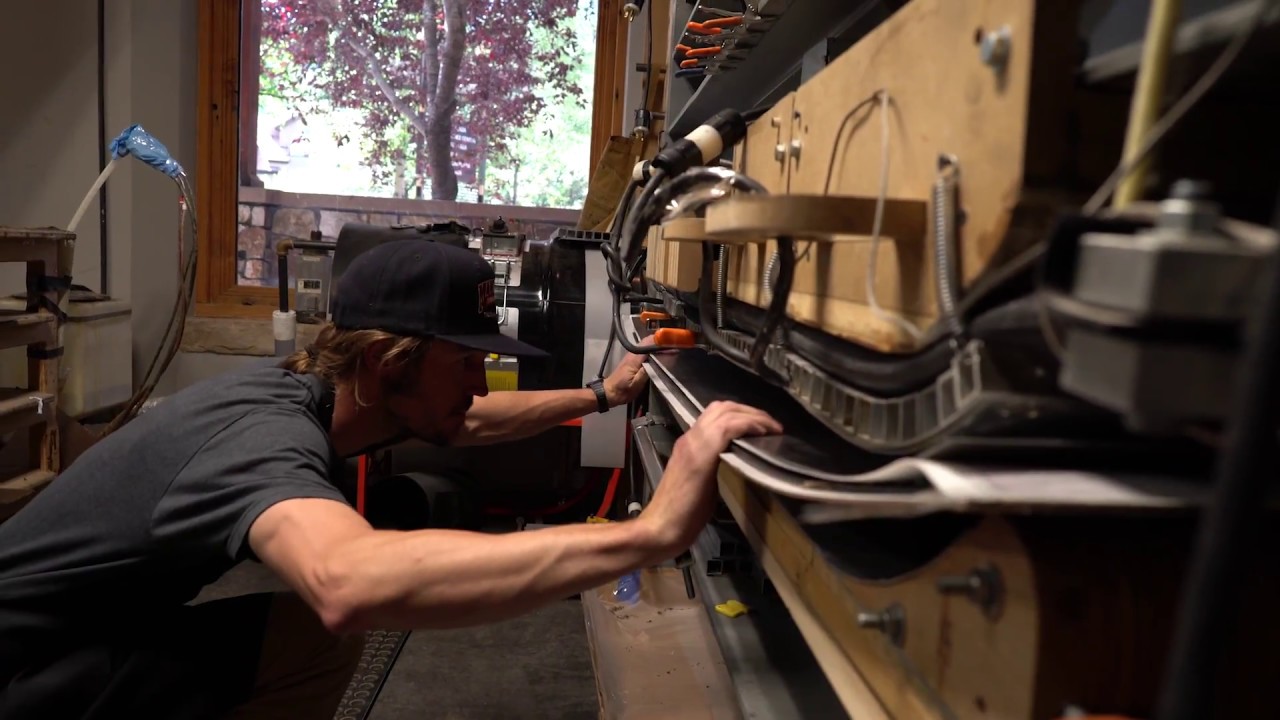 Wagner Custom Skis Factory Tour: Ski Press - YouTube