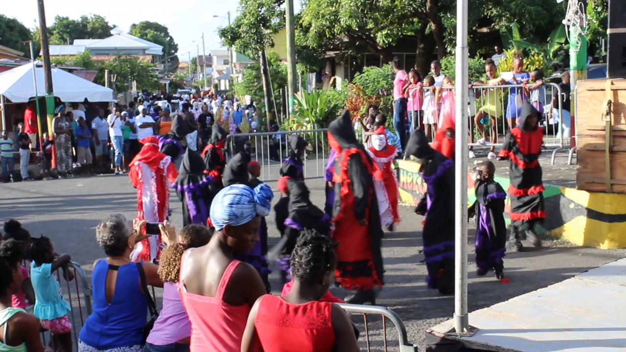 GRENADA TRADITIONAL MAS 2017 VACEAUX - YouTube