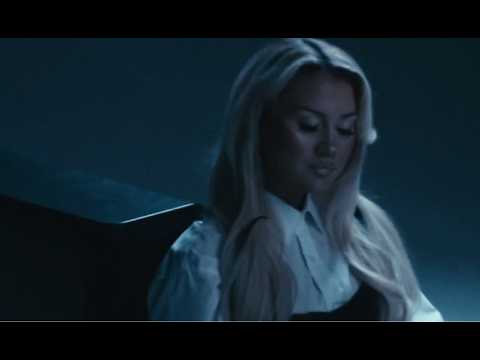Elina Born - Eetrivaikus