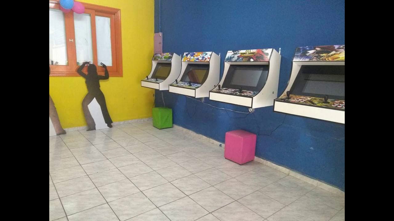 Toy Kids Buffet - YouTube