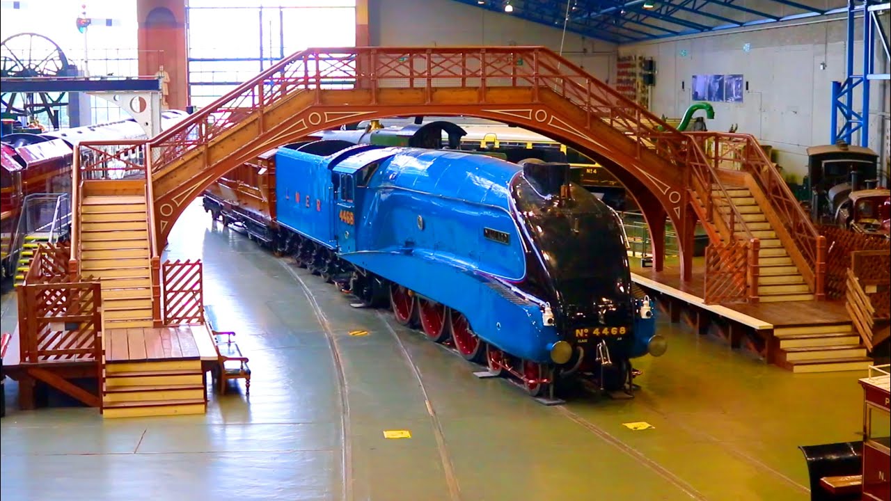 Trains on display at the National Railway Museum in York - YouTube