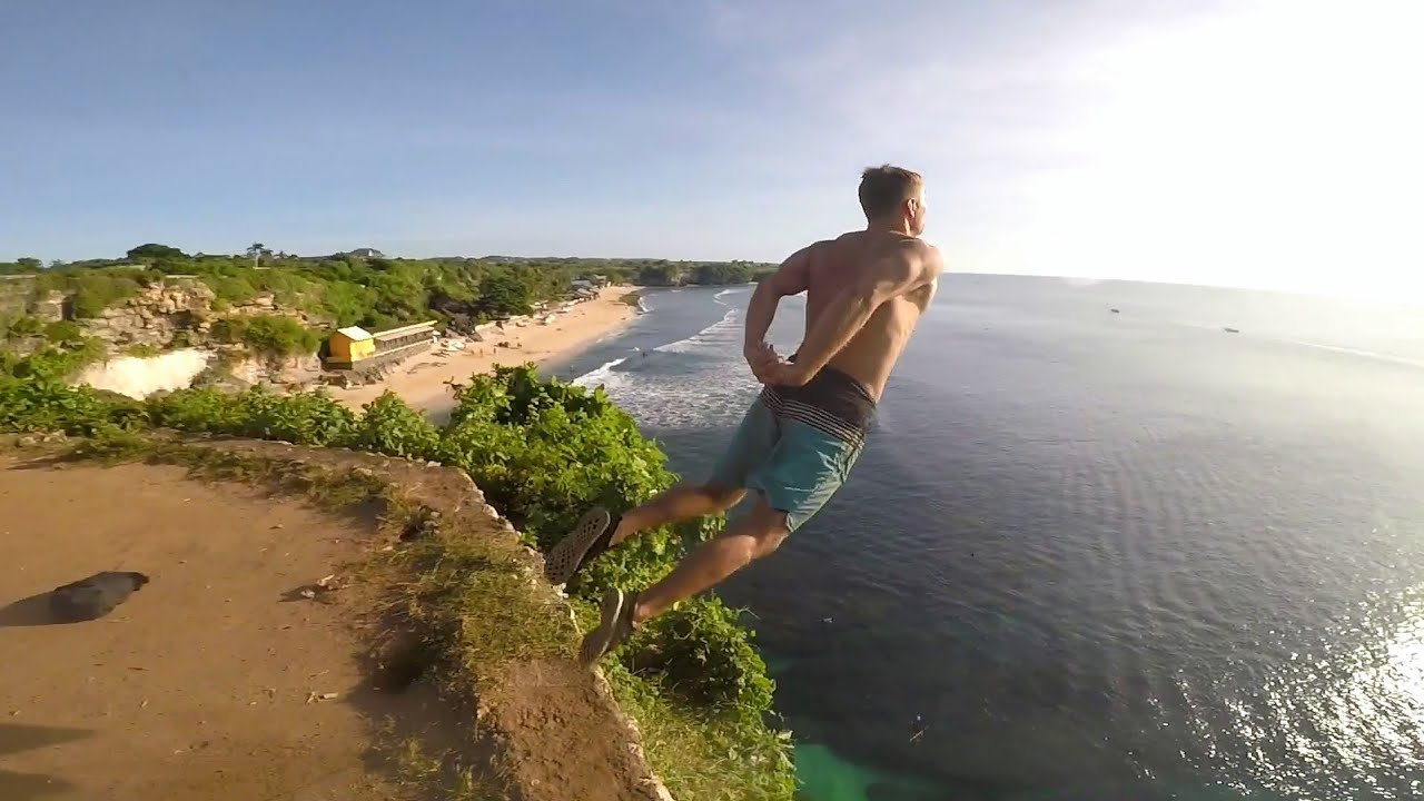 Bali Cliff Jumping and Death Diving 2020 - YouTube