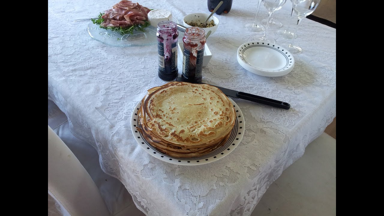How to make pancakes in Iceland - crepes - recipe - YouTube