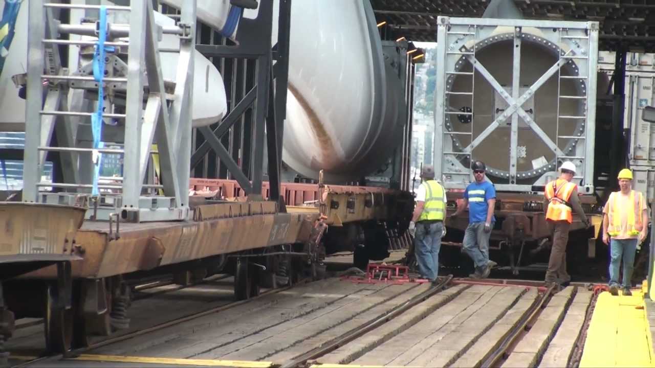 Windmill train + Railbarge = Railfan Heaven!, Seattle, 6-20-2012 - YouTube