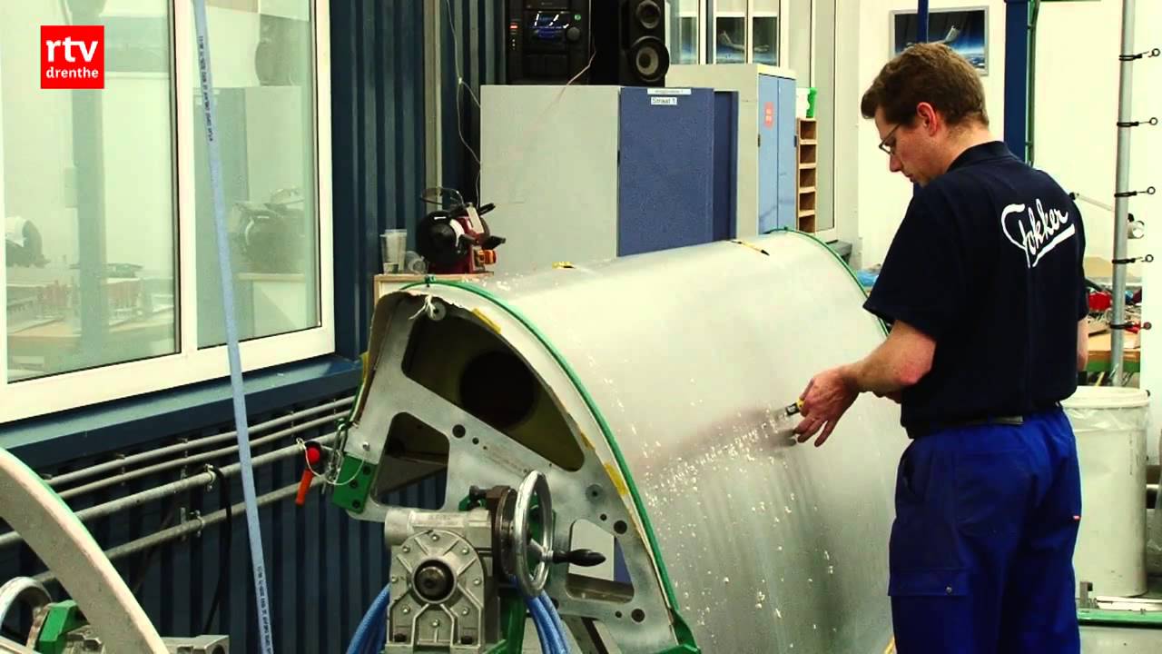 Overname Fokker Technologies: 'Goed nieuws voor Hoogeveen' - YouTube