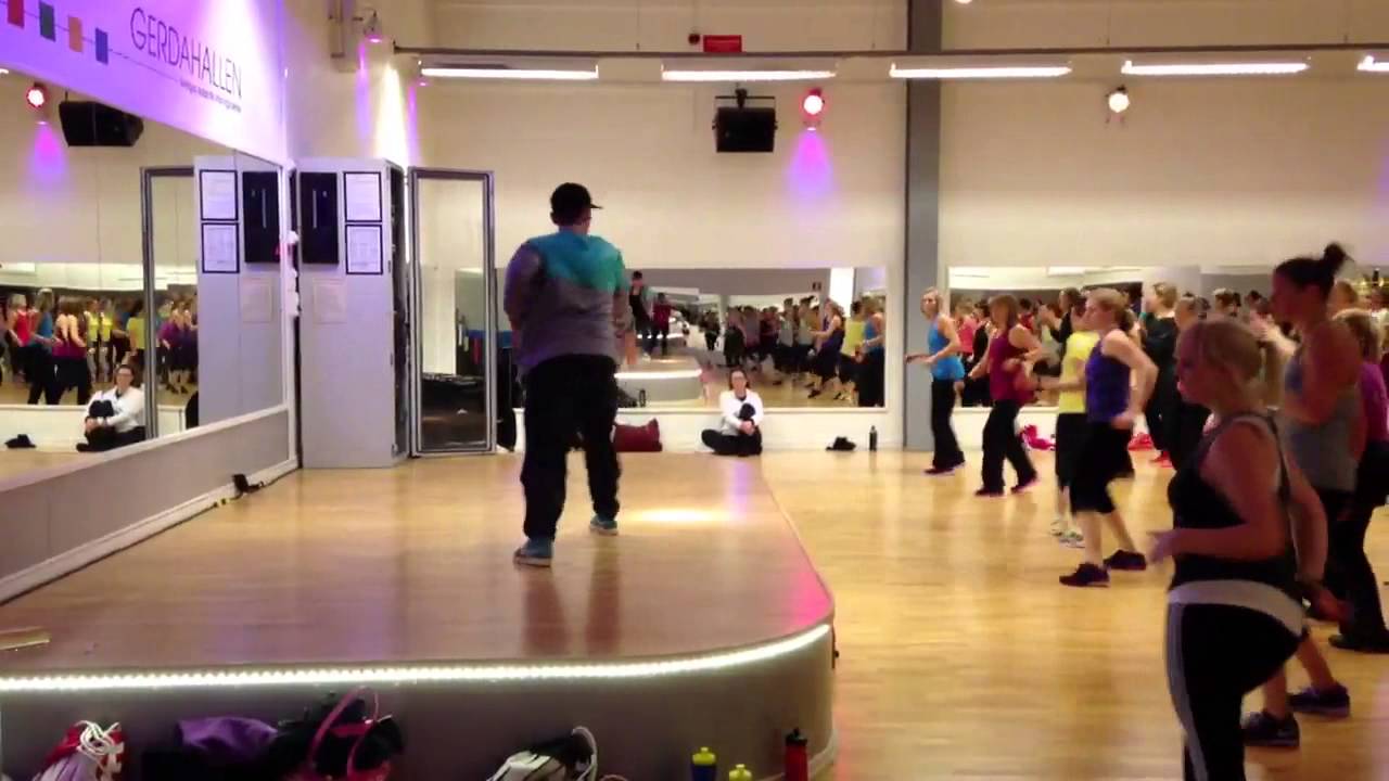 Just Dance - Norberto Lacourt - Gerdahallen 9 mars 2013 - YouTube