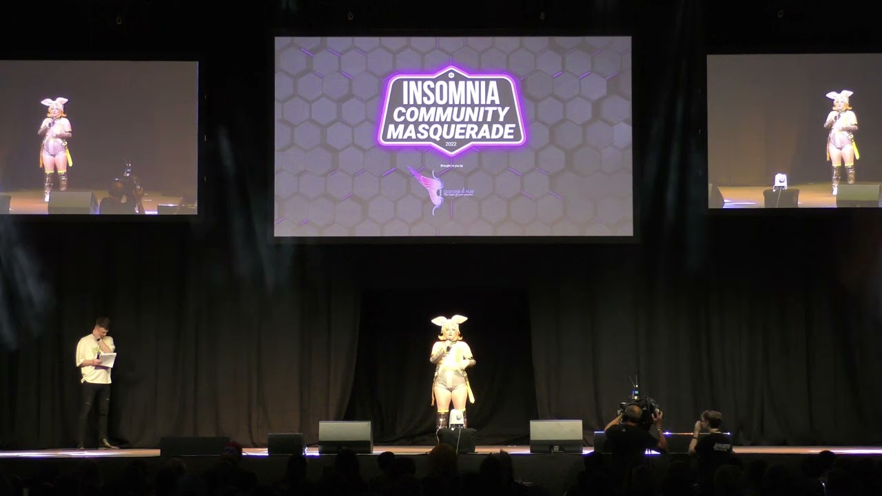 Insomnia 69 - Community Cosplay Masquerade - Kagamine Rin - YouTube