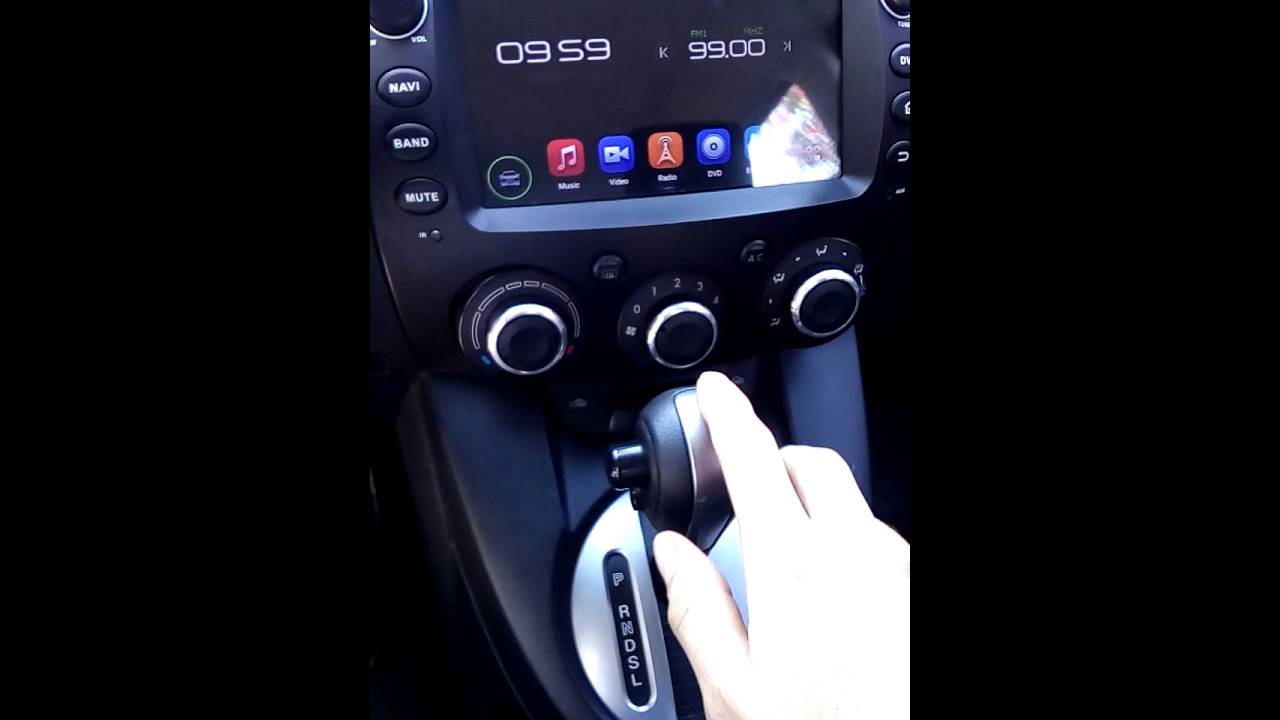 Mazda 2 test multimedia car system android - YouTube