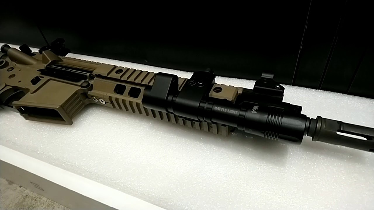 CRW介紹Steiner Mk4 tactical flashlight - YouTube