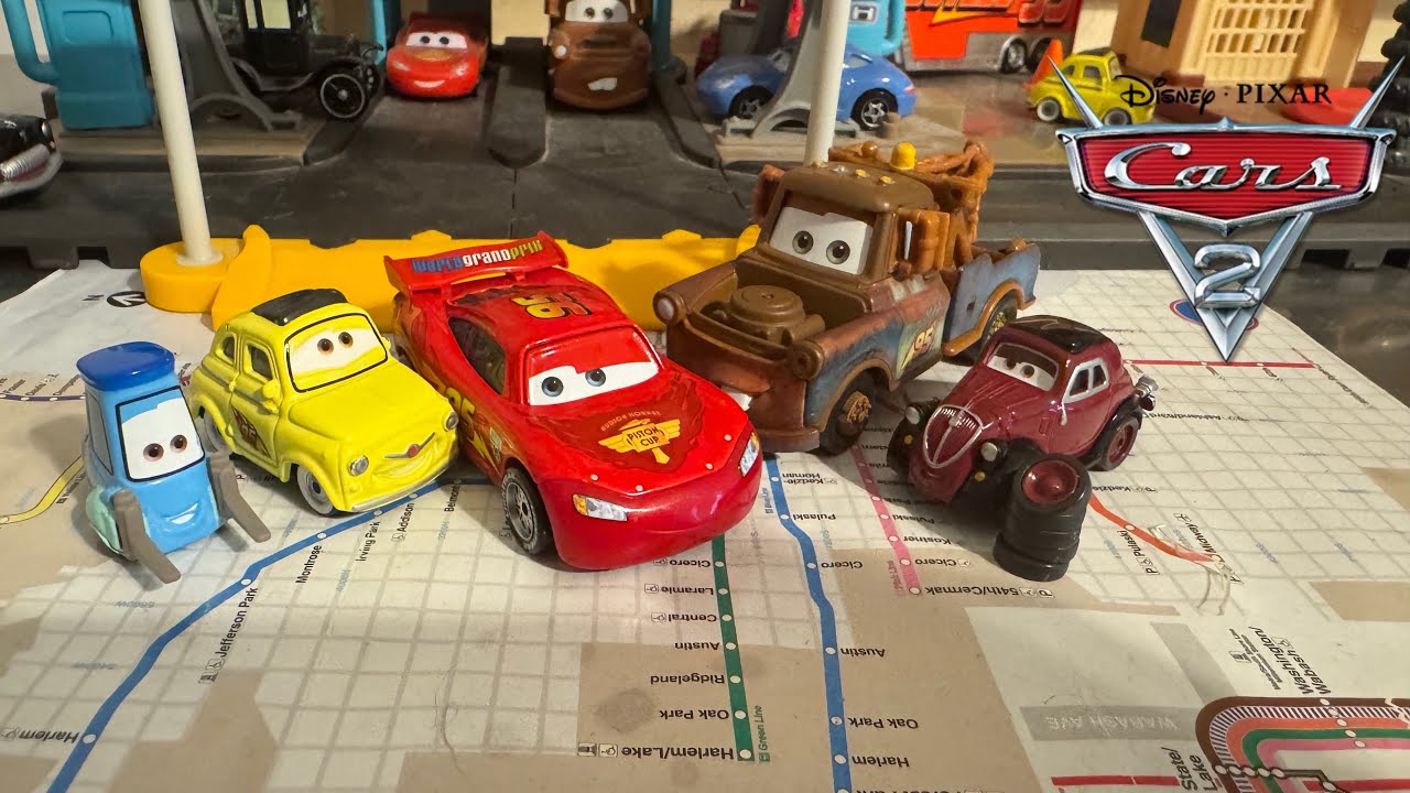 Mattel Disney Pixar Cars 2 2011 Porta Corsa Welcome 5 Pack (Lightning ...