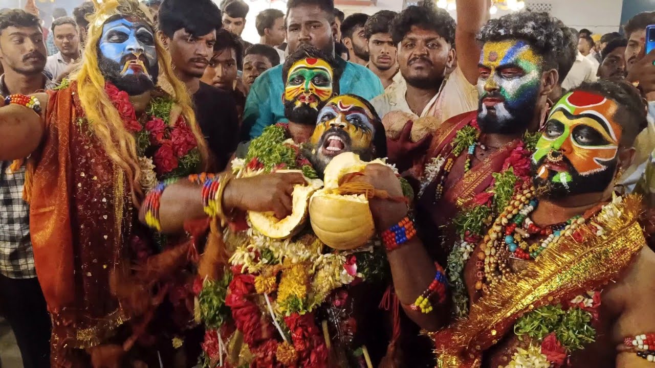 Talwar shiva Potharaju Gavu at narsingi Bonalu 2023 | Narsingi Kyatham ...