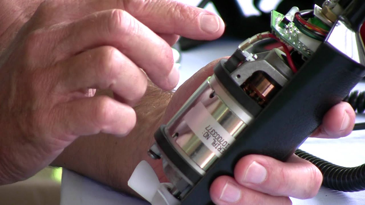Cleaning the Hand Unit - Niagara Equissage - YouTube