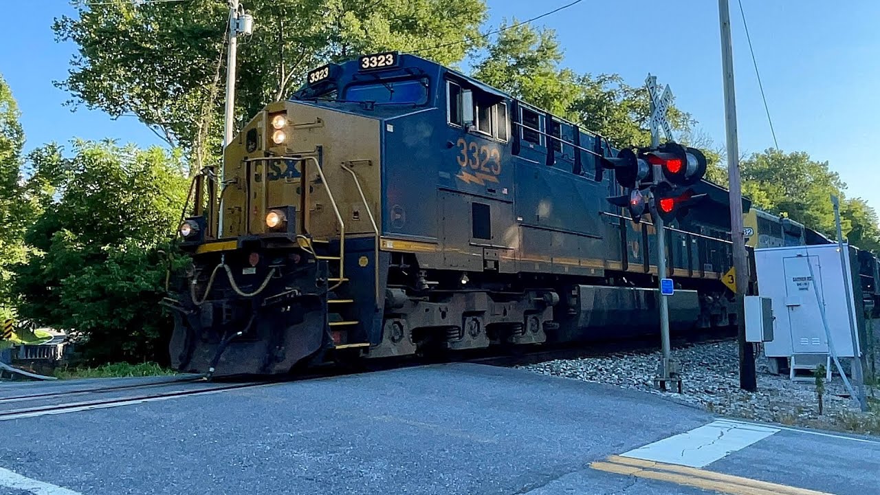 M372-01 with 8482 trailing - YouTube