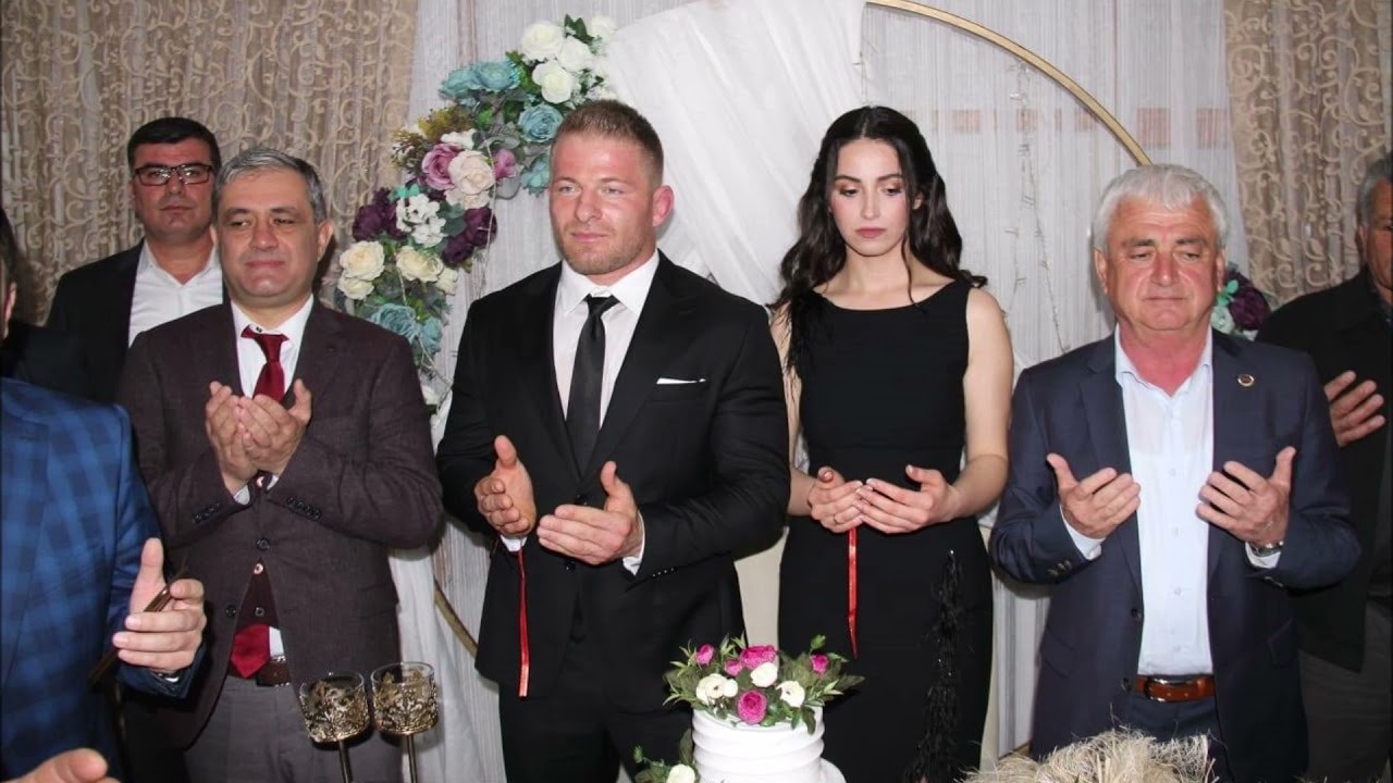 İSMAİL BALABAN'IN NİŞANLISI!!! - YouTube