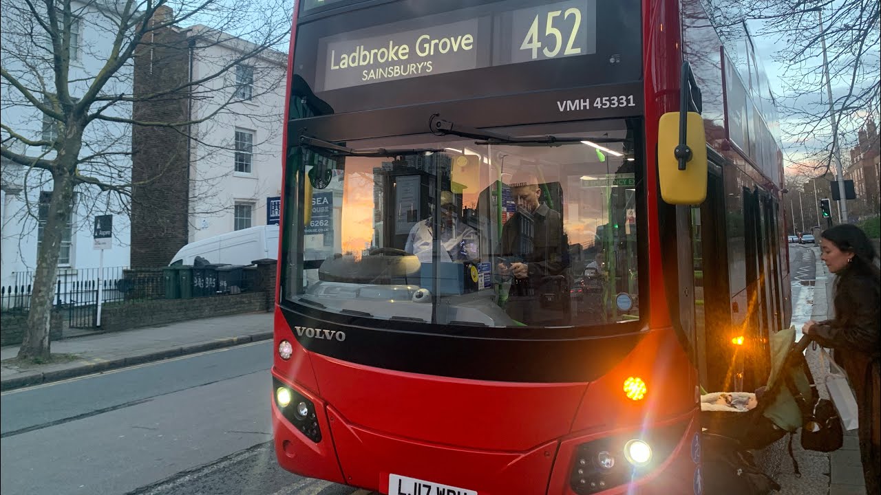 A journey on bus 452 from Vauxhall to Wandsworth road LJ17 WRU VMH ...