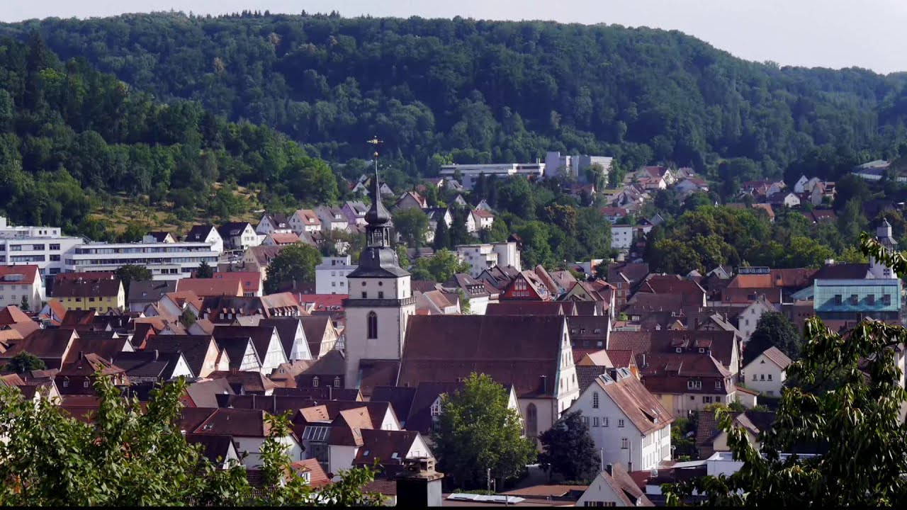 Johanneskirche Künzelsau mit Glockenläuten - YouTube