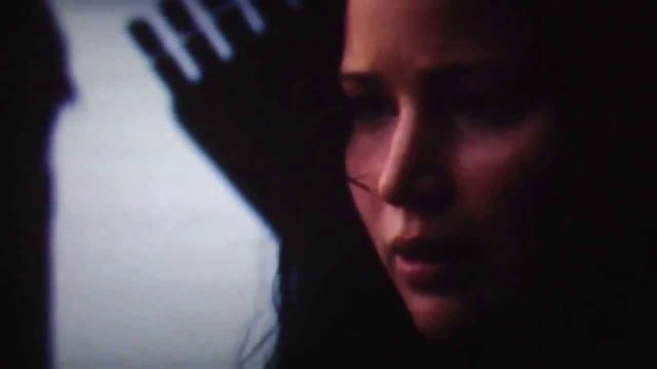 Catching Fire katniss and peeta kiss - YouTube