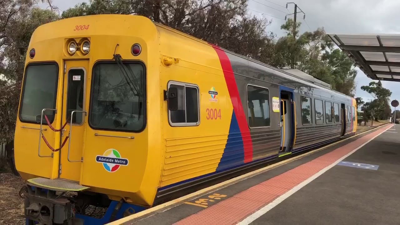 Adelaide Metro 3000 class at Albert Park, SA Part 2 - YouTube