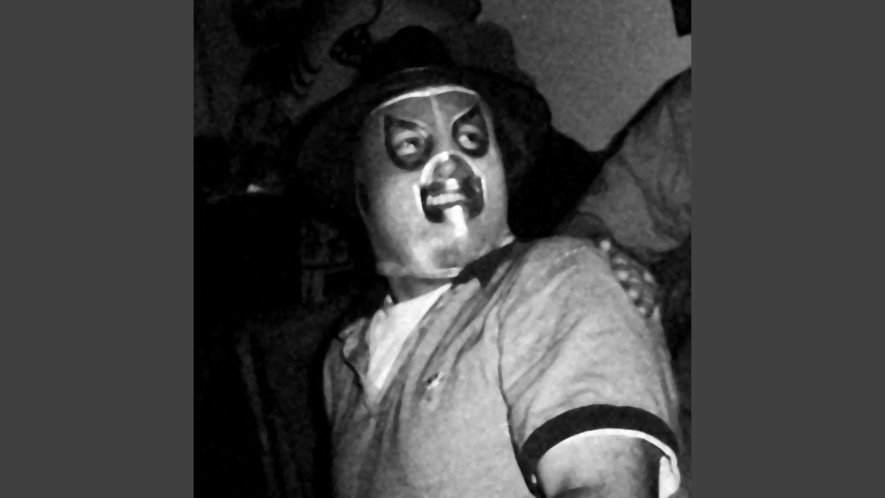 Mantis from Atlantis - YouTube