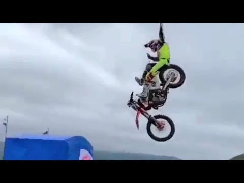 Dirt Bike and Quad Fails - Huge fails and Funny Moments - YouTube