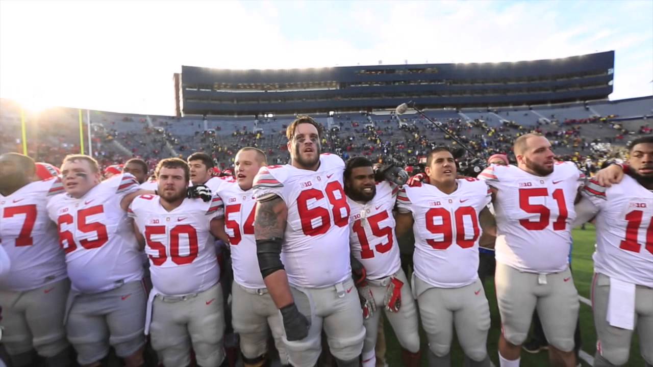 Players, fans celebrate Ohio State win over Michigan - YouTube