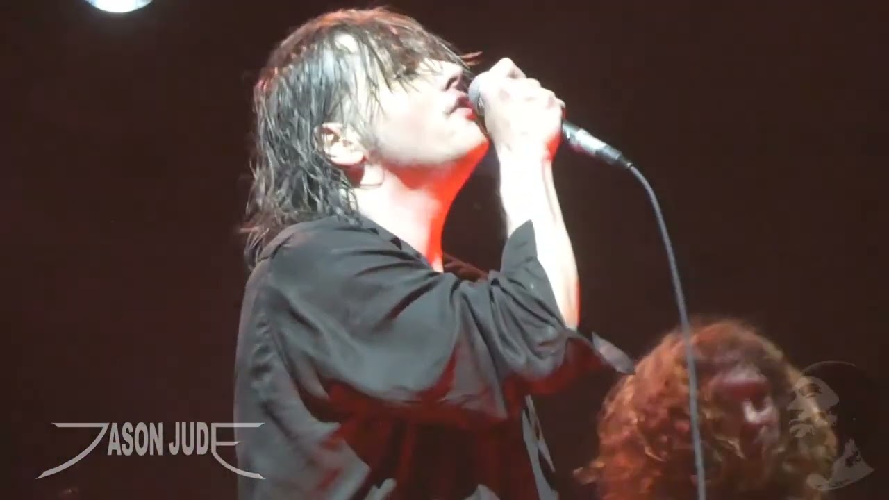 My Chemical Romance - Sleep [HD] LIVE San Antonio 8/21/2022 - YouTube