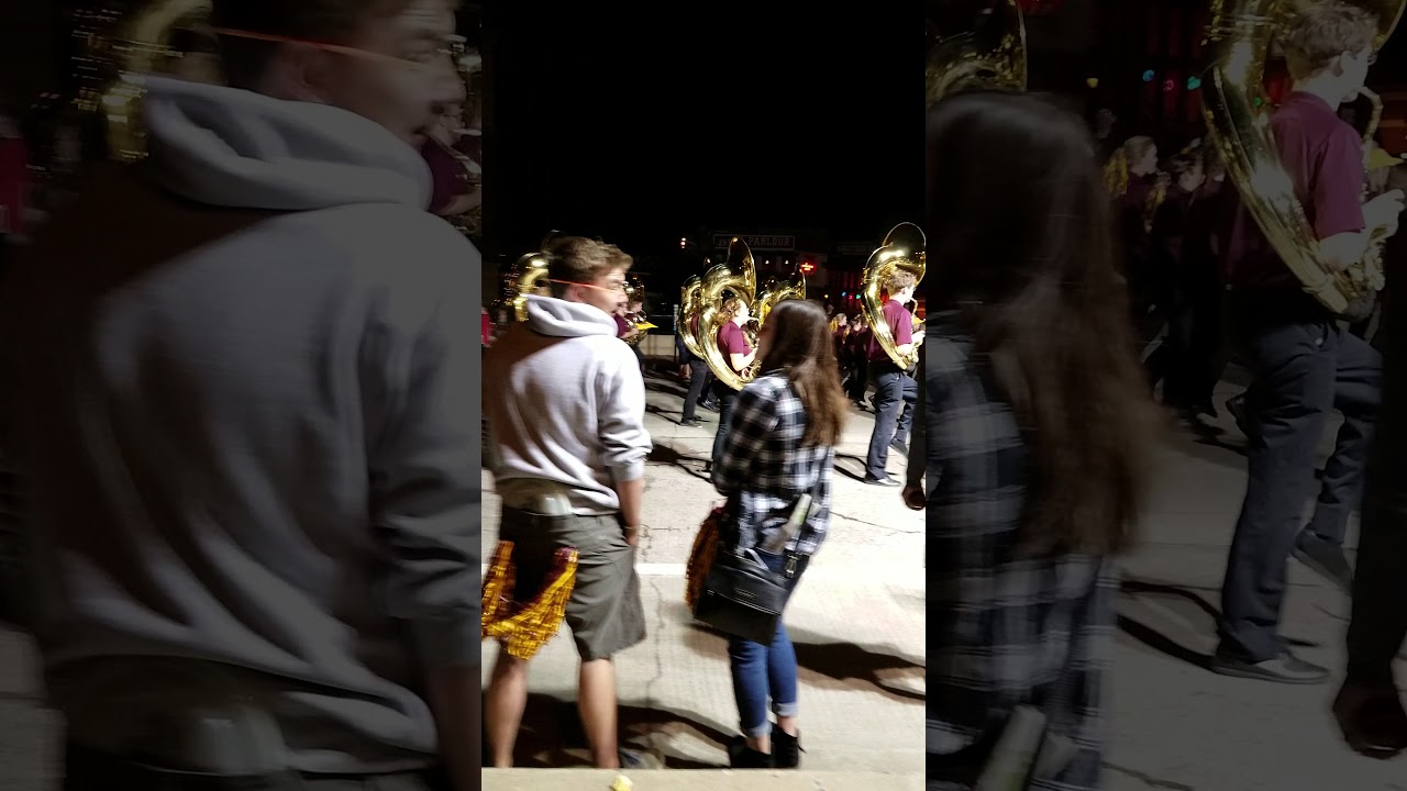 Gopher Homecoming Parade prt 2 - YouTube