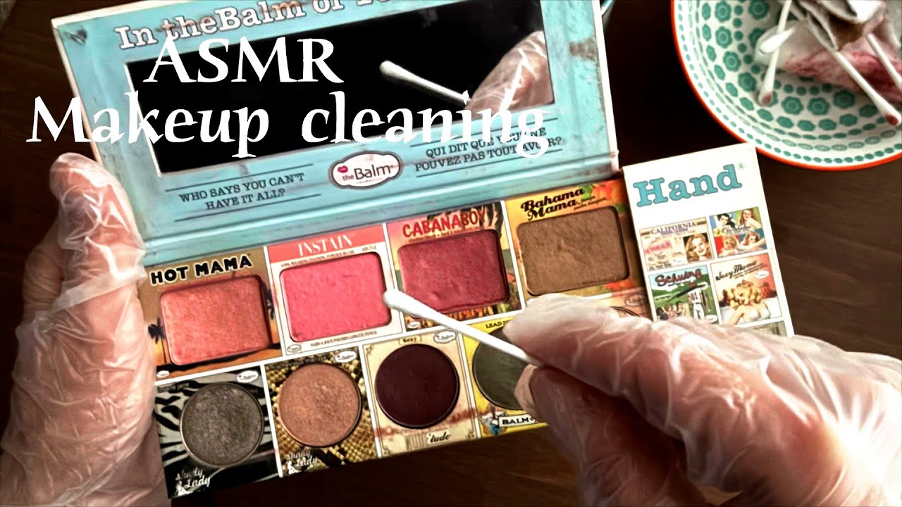 ASMR 🌙 Cleaning a makeup palette - Spraying and rubbing sounds (no ...