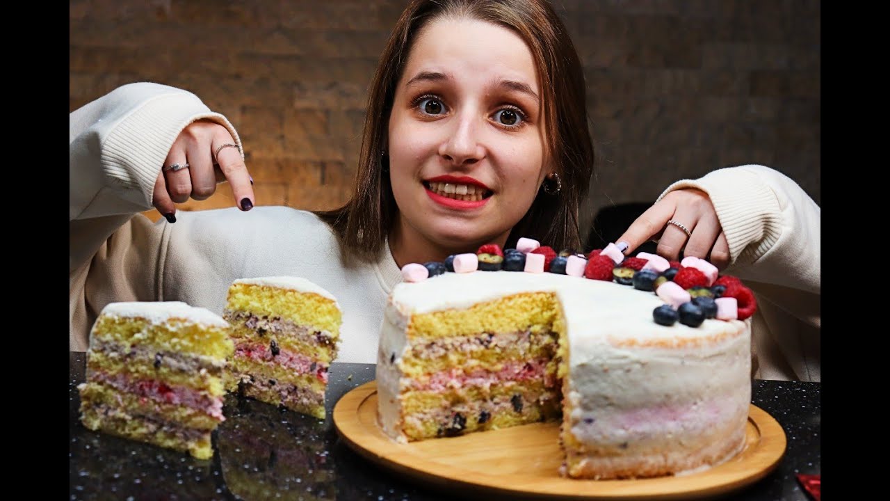 ASMR HOMEMADE CAKE WITH MASCARPONE, STRAWBERRIES AND BLUEBERRIES ...
