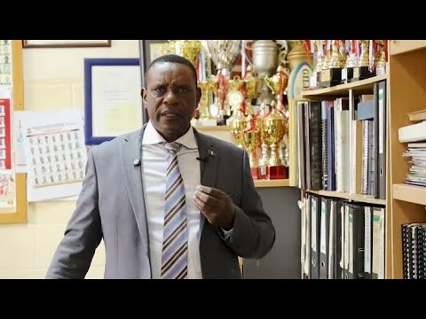 WEALTHY MINDSET EYABAWANGUZI - MUHAMMAD KAKIIKA - YouTube