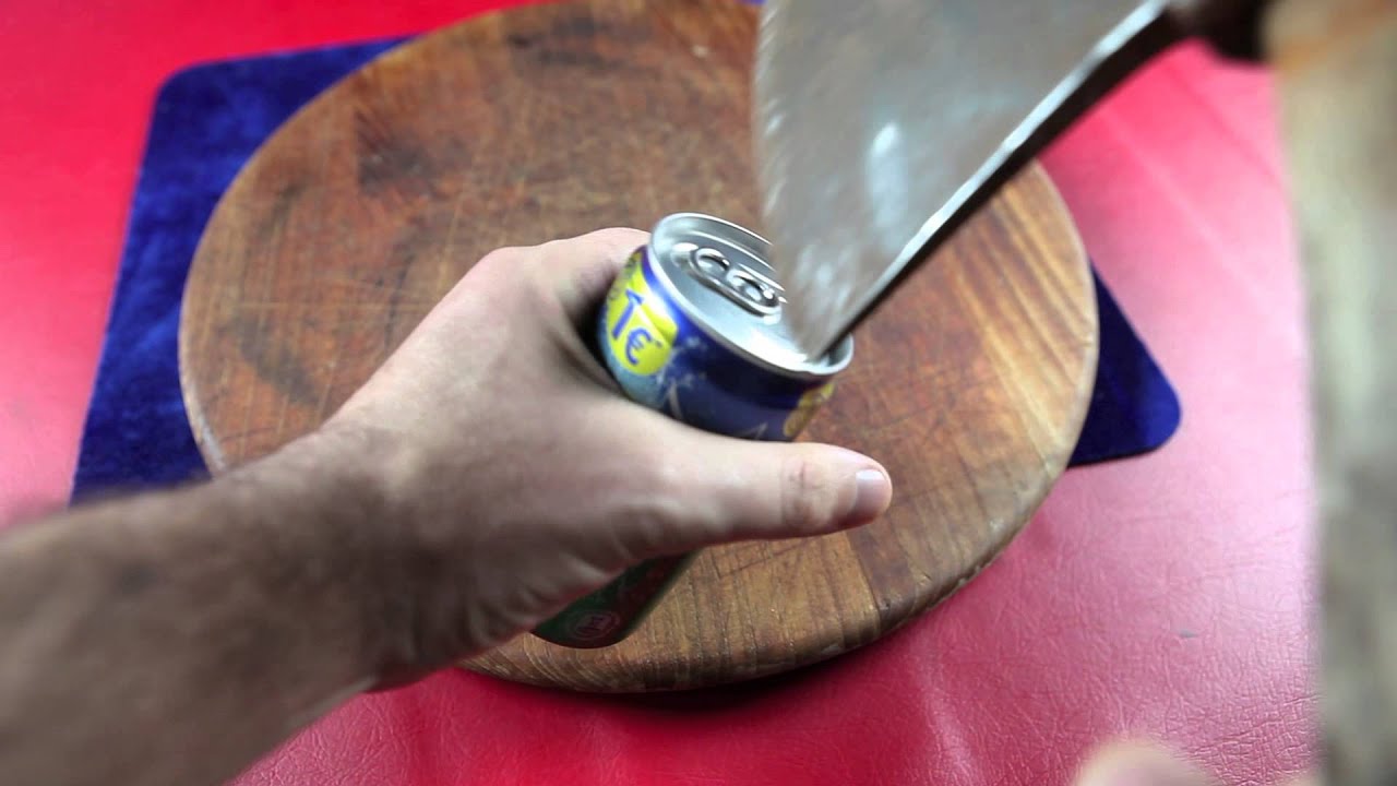 How to open the can using an axe! - YouTube