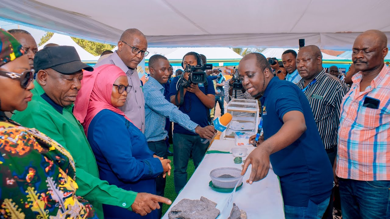 UFUNGUZI WA MAONESHO YA MADINI NA UWEKEZAJI MKOA LINDI YAFANA RUANGWA ...