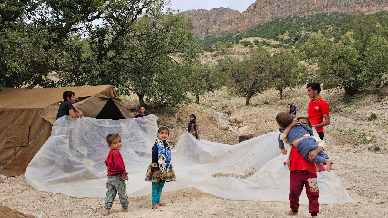 A place for a nomadic family to live in Iran - YouTube