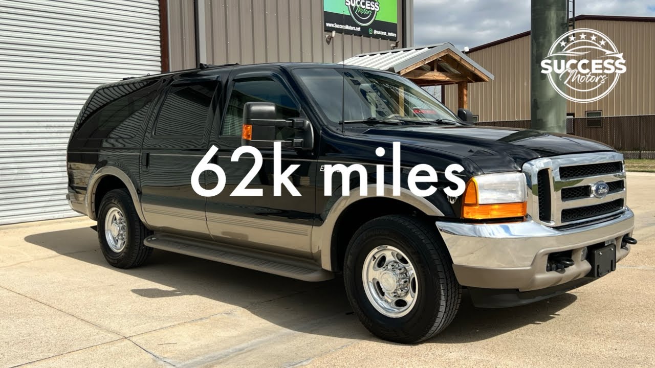 62k mile 2001 Ford Excursion Limited V10**Brand NEW condition**Better ...