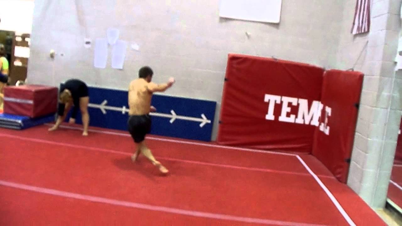 back layout 5/2 twists - YouTube