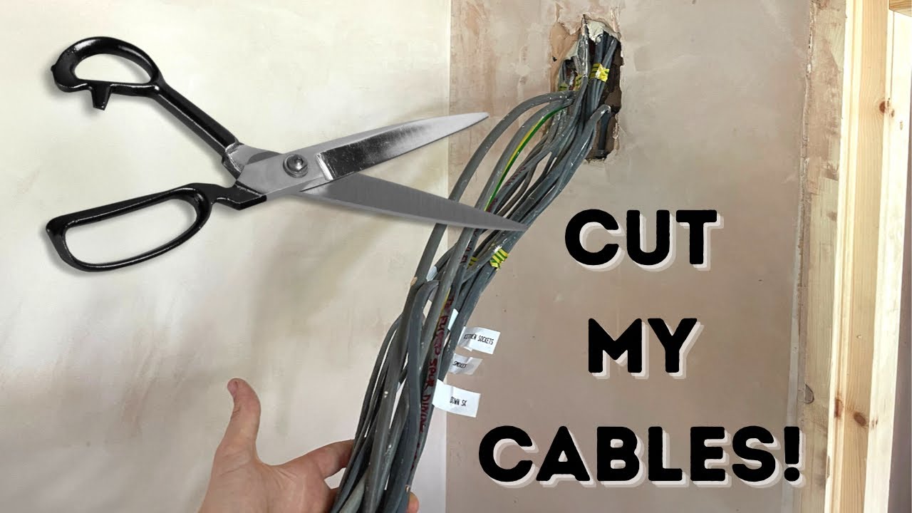 Plasterer Cut My CABLES!!! Electricians weekly ep03 - YouTube