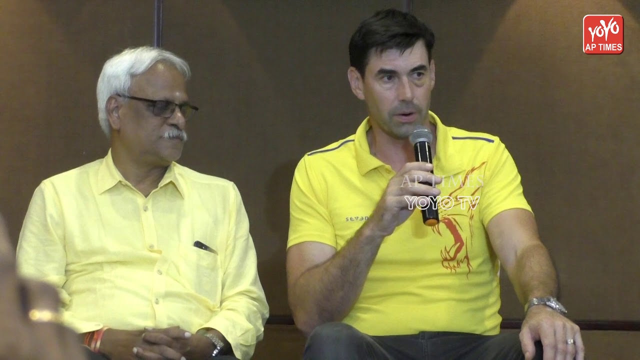 Chennai Super Kings Press Meet | CSK Won IPL 2018 | Stephen Fleming ...