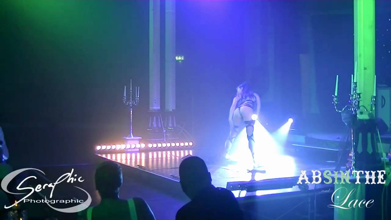 Aurora Starr - Absinthe and Lace - 1st August 2015 - 1st Act - YouTube